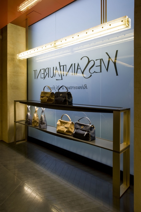 Boutique YSL (Yves Saint-Laurent), Paris - Moatti & Rivière - Architectes