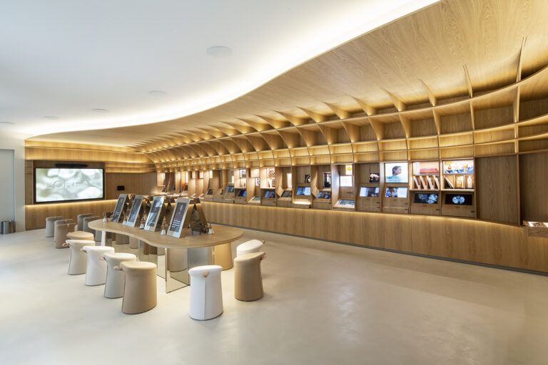 Inauguration 14 Rue Royale, Le Visionnaire Espace François Dalle - L ...